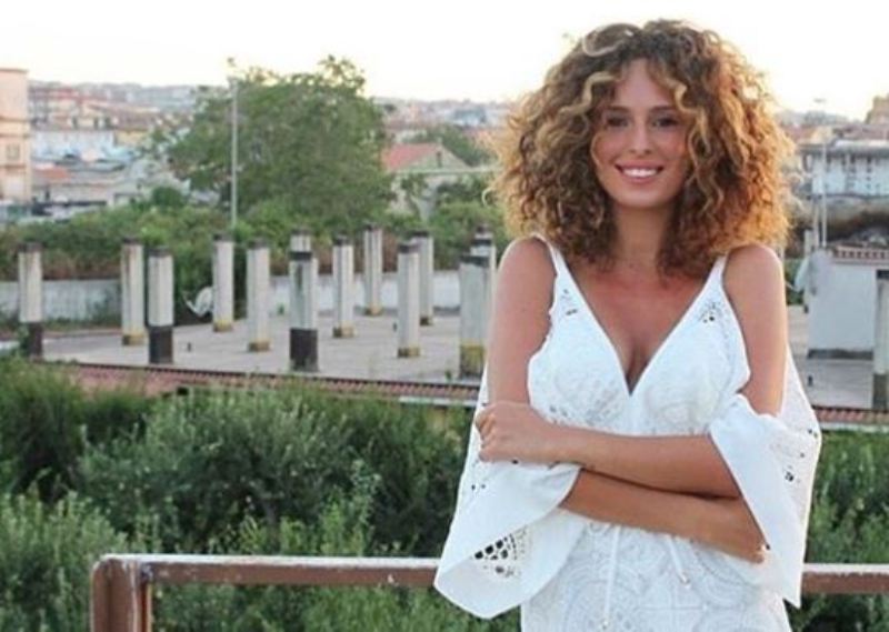 Sara Affi Fella di Temptation Island con i capelli lisci | Caffeina ...