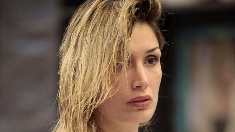 Grande Fratello, Mariana Falace con e senza trucco: nella Casa è spesso ...