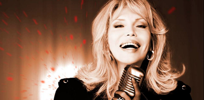 "La mia vera natura...". Amanda Lear, dopo decenni di voci ora è lei a ...