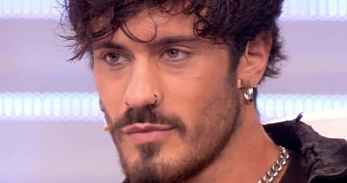 Gaetano Area contro Ambra Lombardo: lo sfogo su Instagram | Caffeina ...