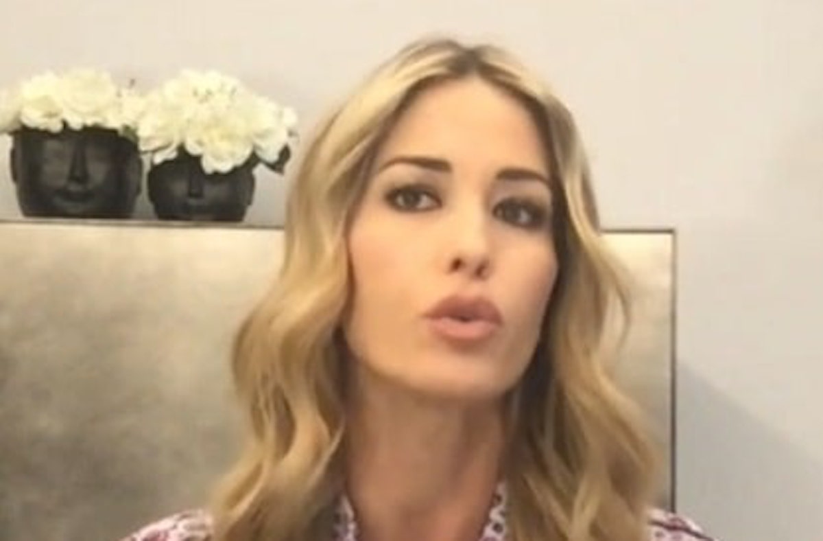 Soleil Sorge in vacanza. Critiche di Alberto Dandolo ed Elena Santarelli