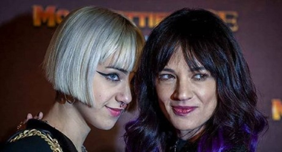 Anna Lou, la figlia di Morgan e Asia Argento, debutta come attrice