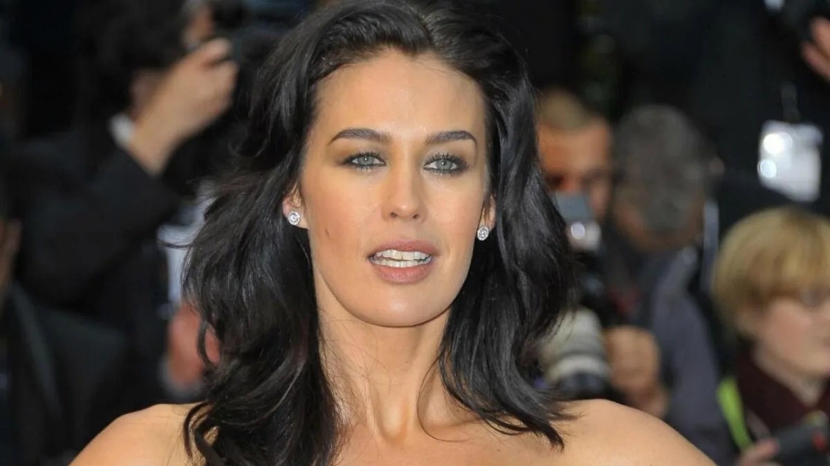 Tragedia per Megan Gale, il fratello Jason trovato morto in un bosco