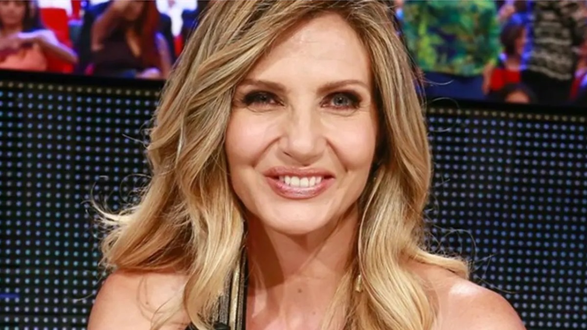Lorella Cuccarini festeggia 30 anni di matrimonio con Silvio Testi