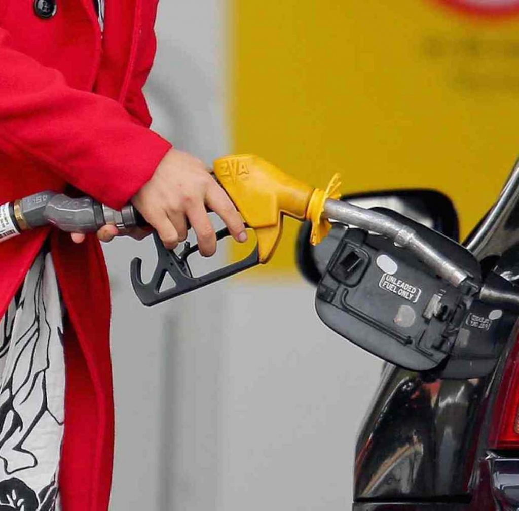 Benzina, il prezzo più alto degli ultimi 7 anni: così anche per il Diesel