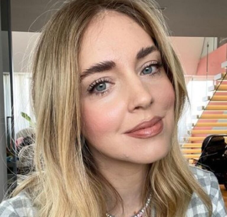 Chiara Ferragni, la foto dello sfogo da stress sul viso: "Guardate..."