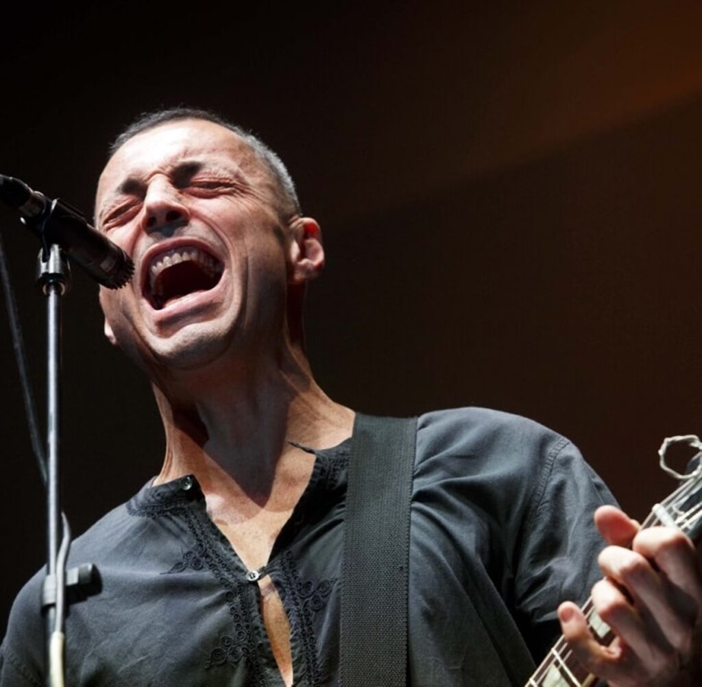 Alex Britti è single: le sue dichiarazioni durante un'intervista