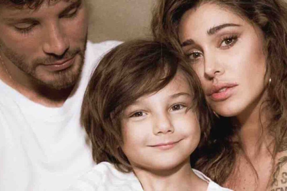 Santiago torna a scuola, il video di Belen Rodriguez