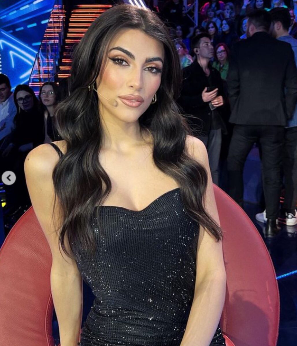 Giulia Salemi, bella notizia: "Sarà lei l'opinionista del GF Vip 8"
