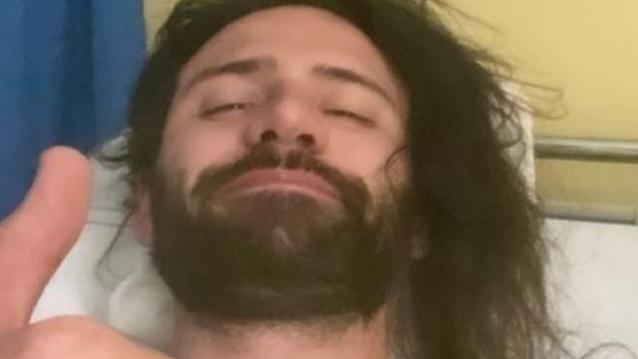 Aimone Romizi operato in ospedale: le prime parole del cantante