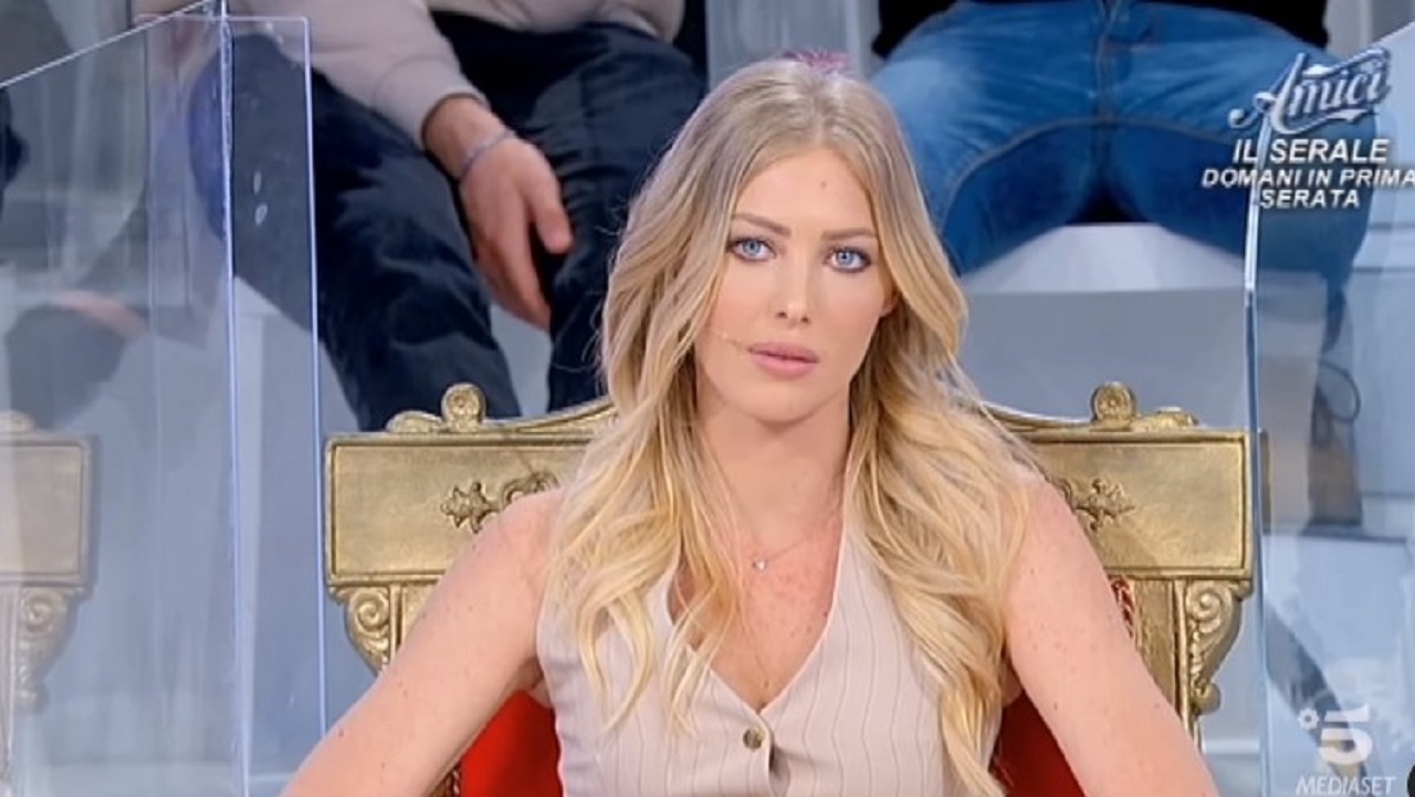 Uomini e Donne, l'ex corteggiatore Cristian accusa Nicole Santinelli