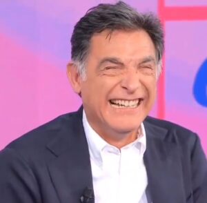 "Quella di Belen…". Tiberio Timperi incontenibile a Uno Mattina Estate ...