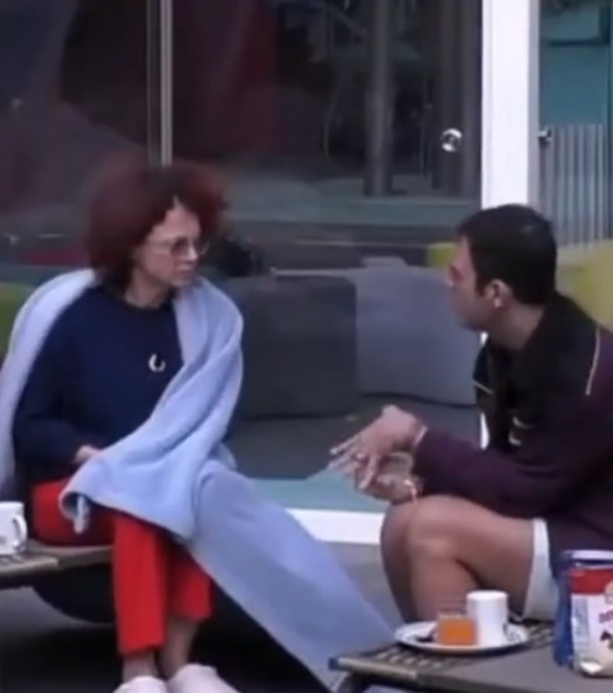 “Ho sentito Beatrice”. Grande Fratello, Stefano chiama gli altri e li ...