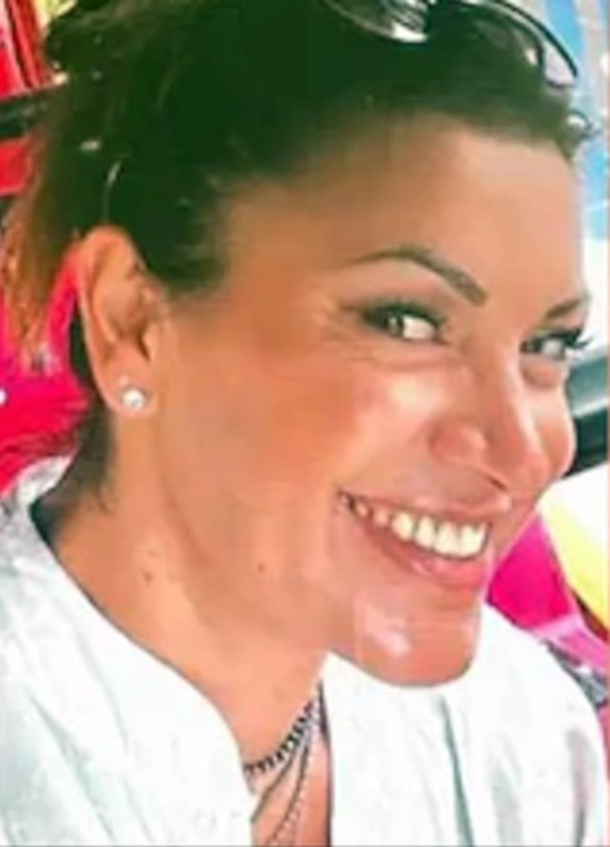 "Cancellate quelle foto". Federica Torzullo, scoppia il caso delle ...